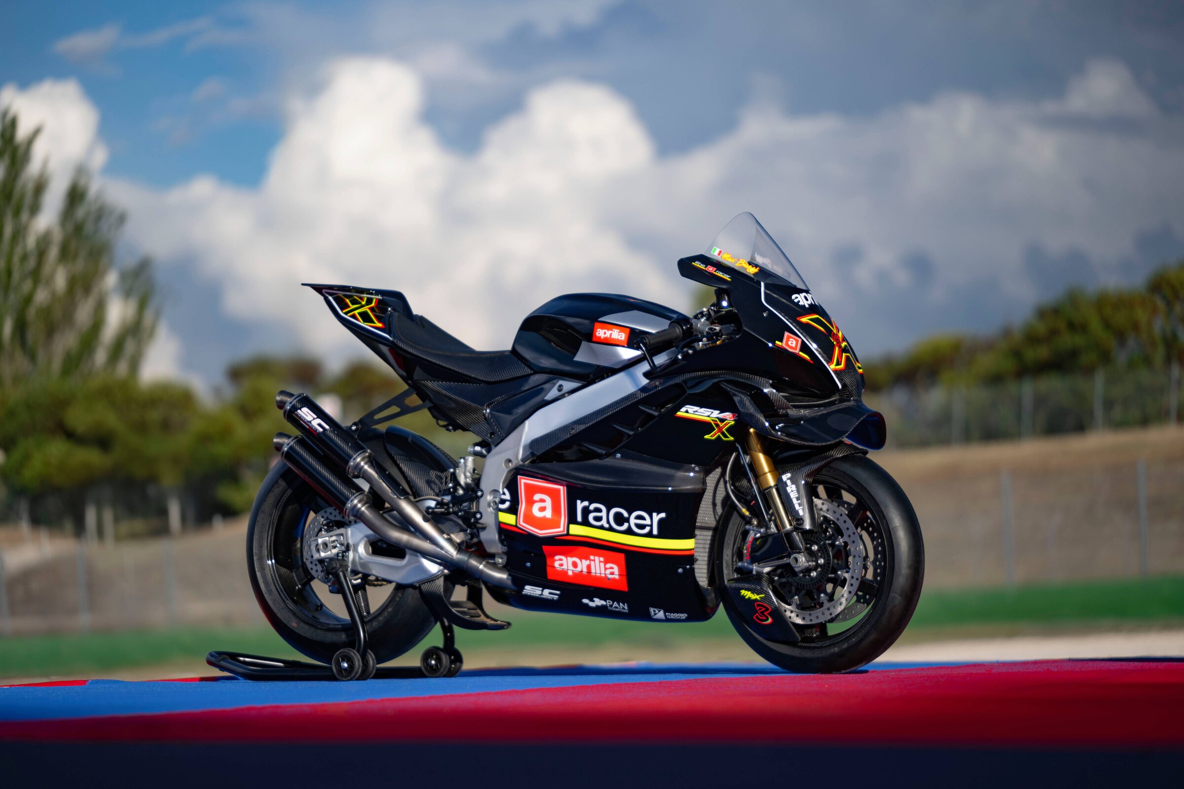 RSV4 X ex3ma | Aprilia Racing